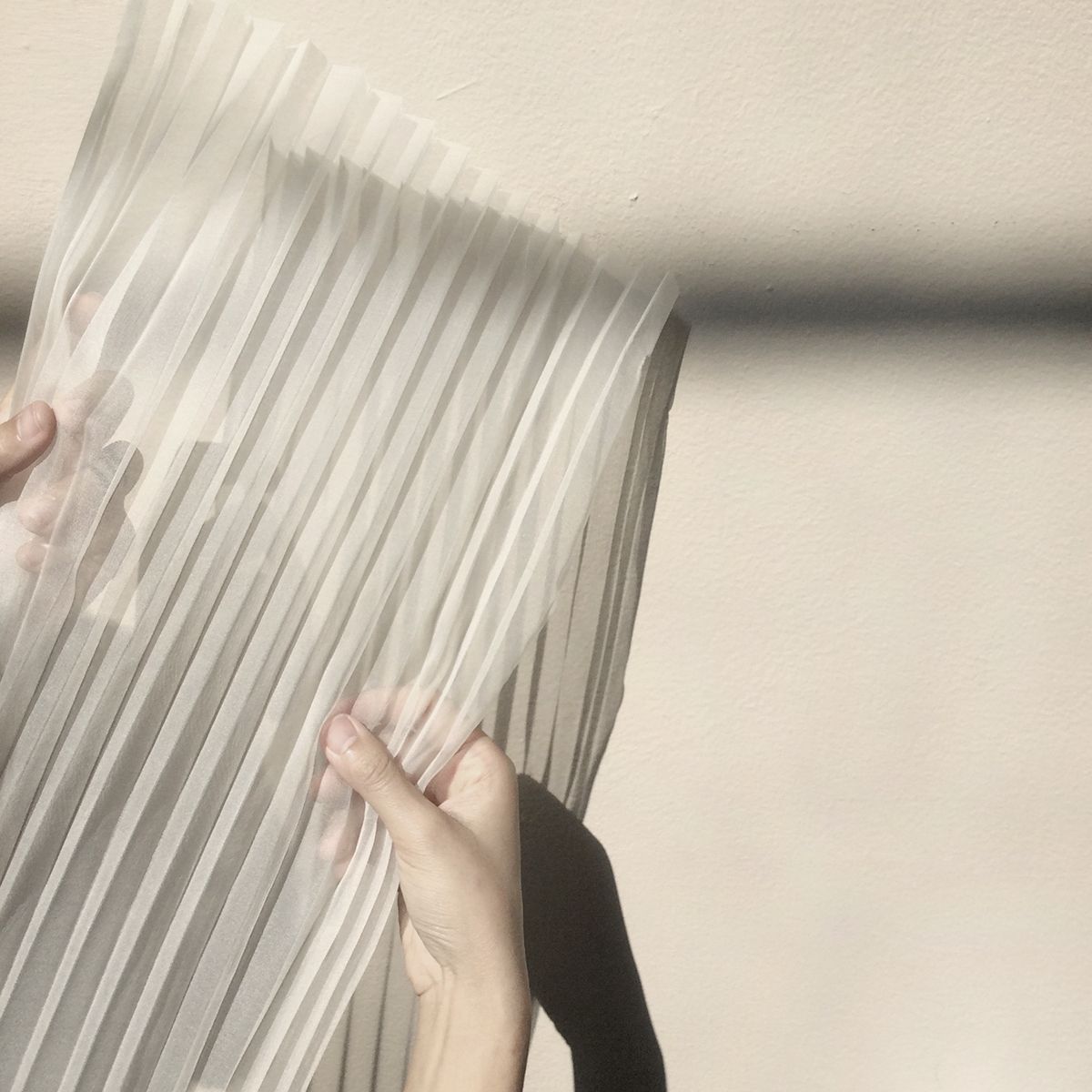 Paper Mold Origami Fabrics 1- Linear Pleats : 9 Steps - Instructables