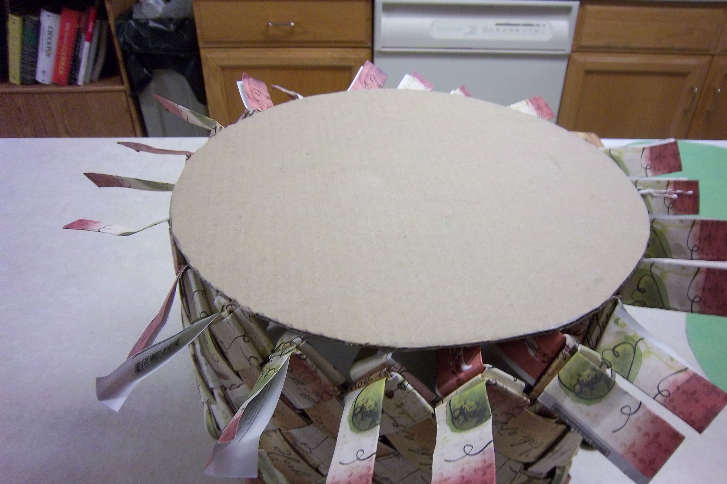 Woven Paper Basket : 18 Steps - Instructables