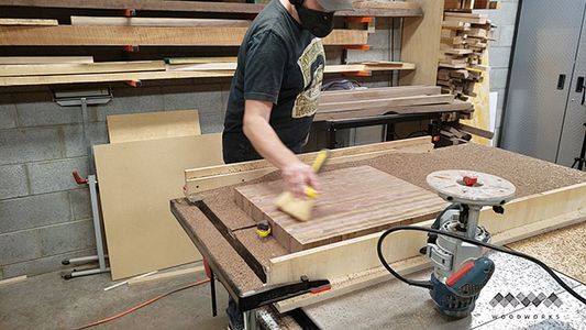 How to Make a Router Sled to Flatten Slabs : 9 Steps (with Pictures ...