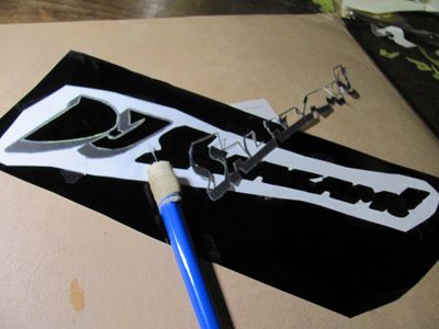 How to Create Vinyl Decals (by Hand) : 6 Steps (with Pictures ...
