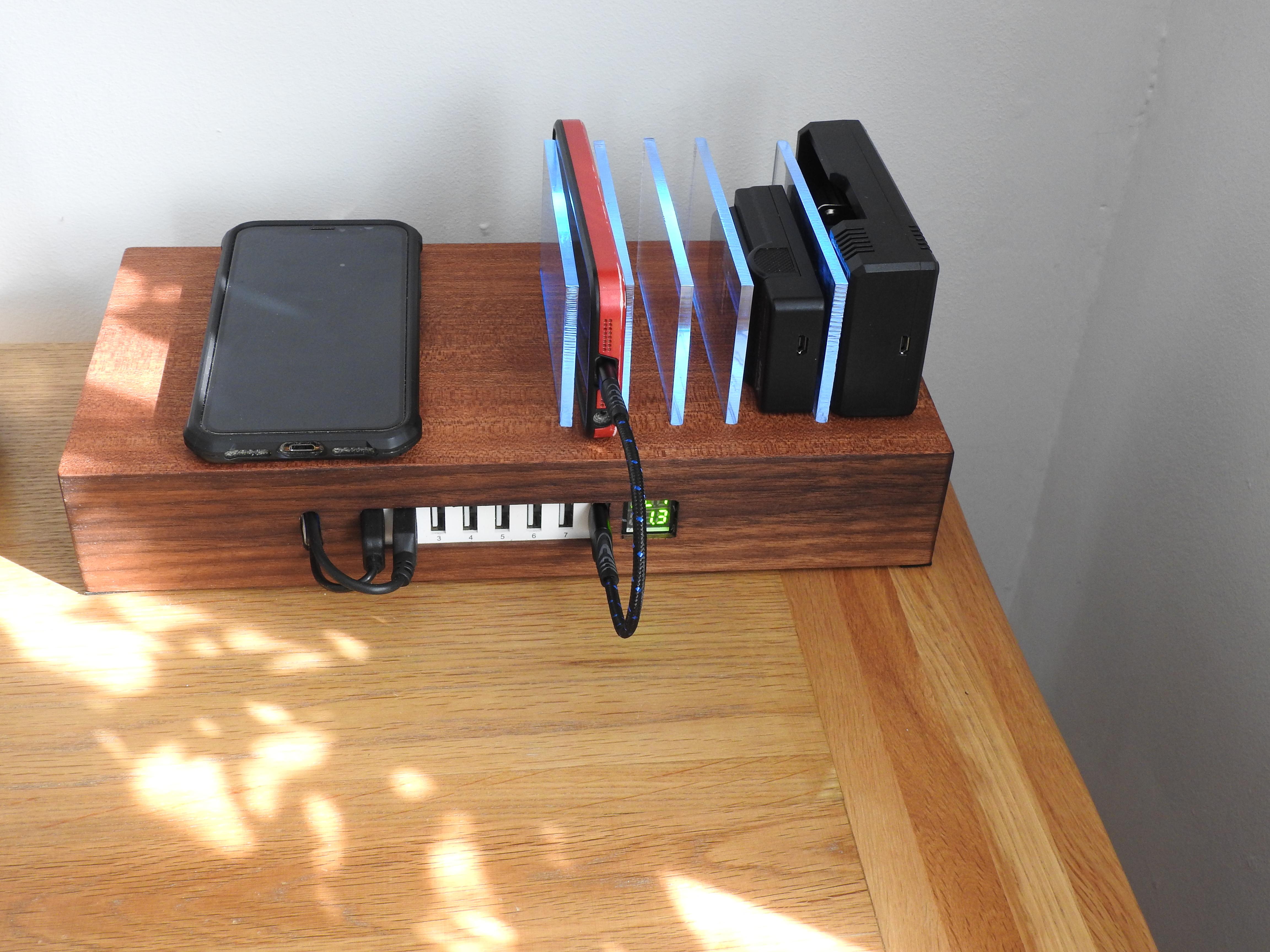 Diy Charging Hub With Edge Lit Dividers : 5 Steps (with Pictures ...
