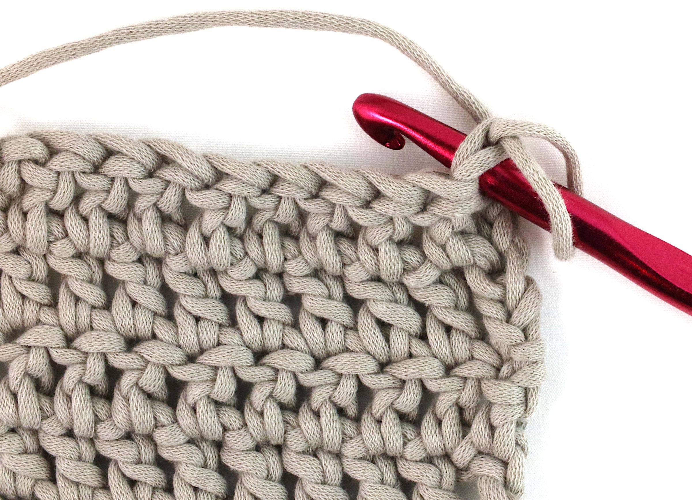 Crochet Turning Chain Alternatives : 5 Steps (with Pictures ...