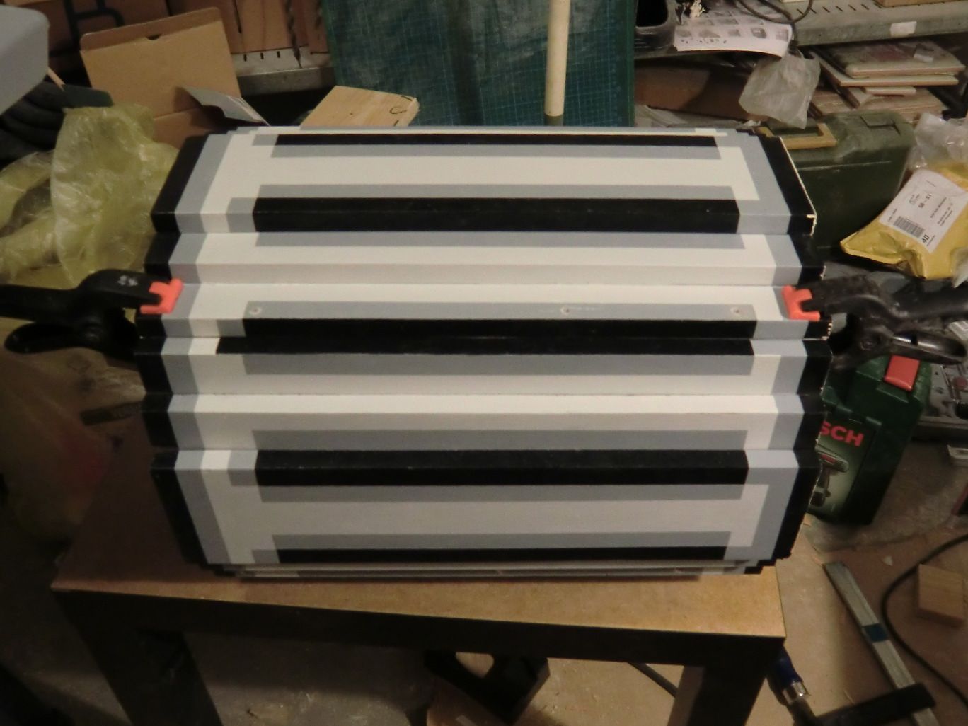 Pixel Trash Can : 5 Steps (with Pictures) - Instructables