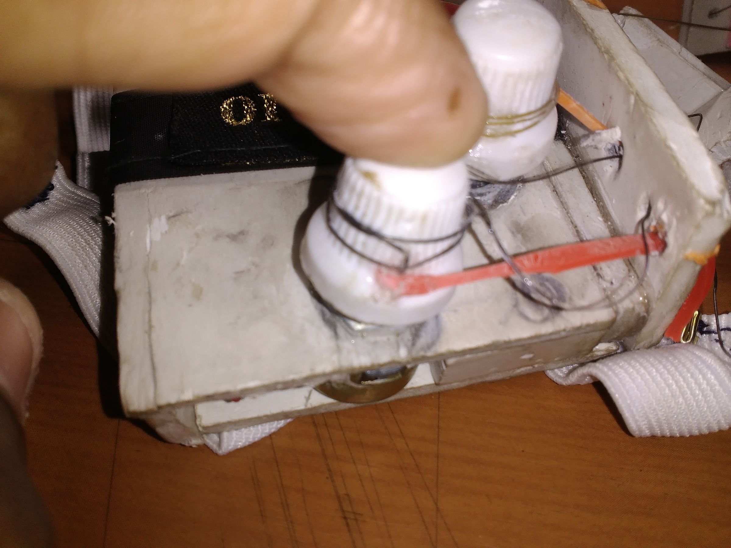 DIY Cheap and Accurate Alternative for Flex Sensor Glove : 8 Steps ...