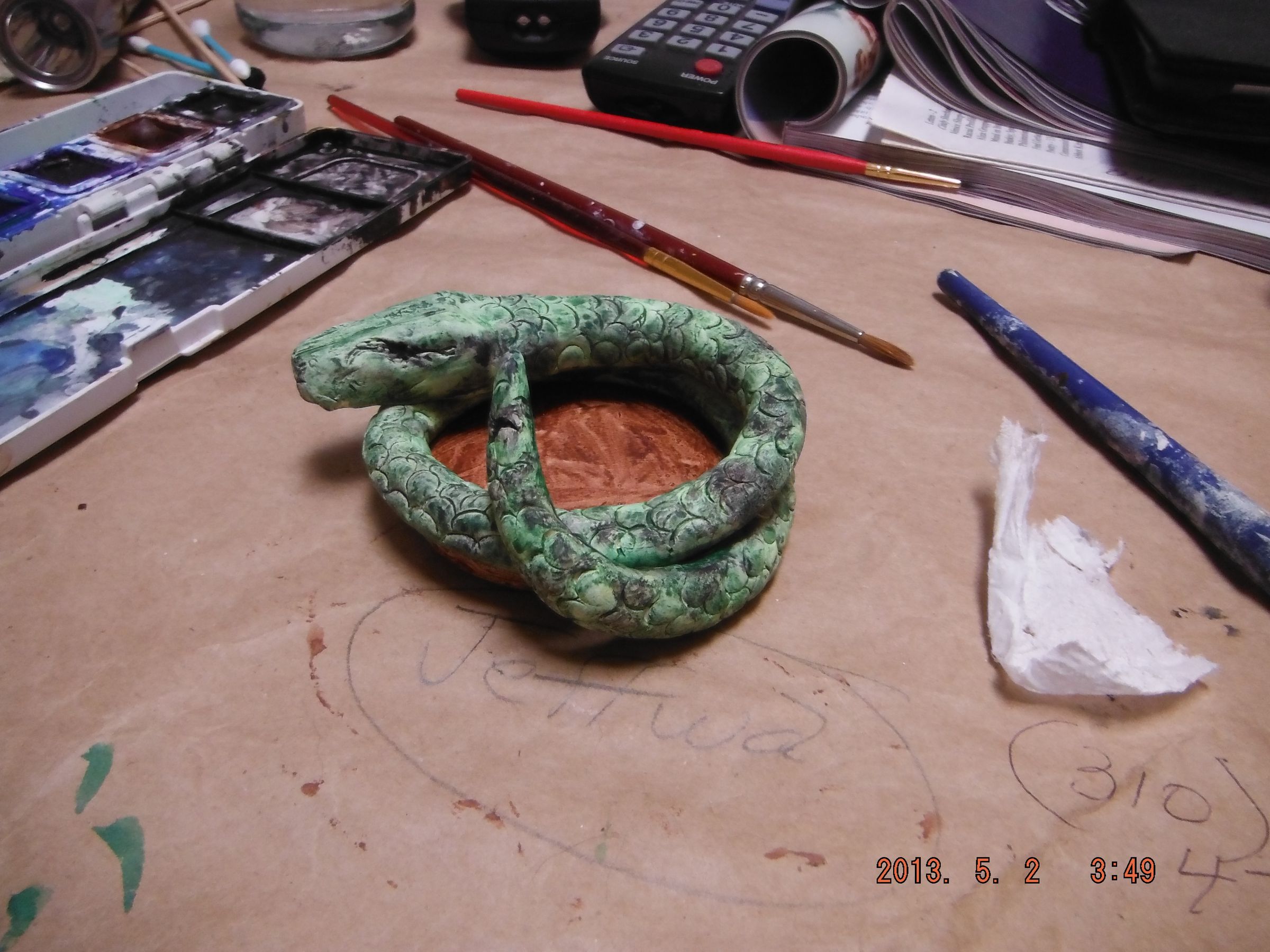 Clay 101: Make a Snake! : 7 Steps - Instructables