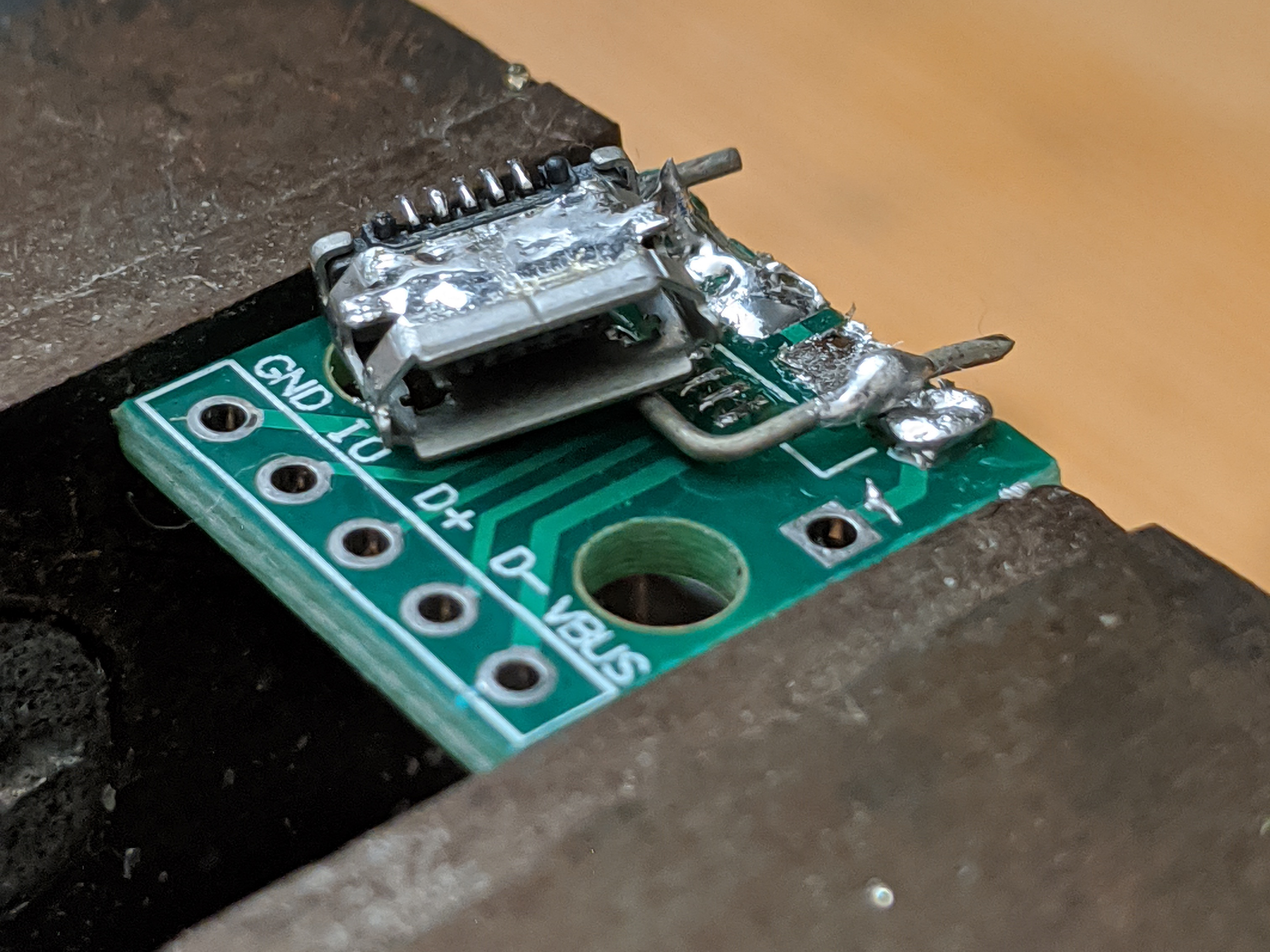 Replace Micro-USB Port With Only a Soldering Iron : 9 Steps (with ...