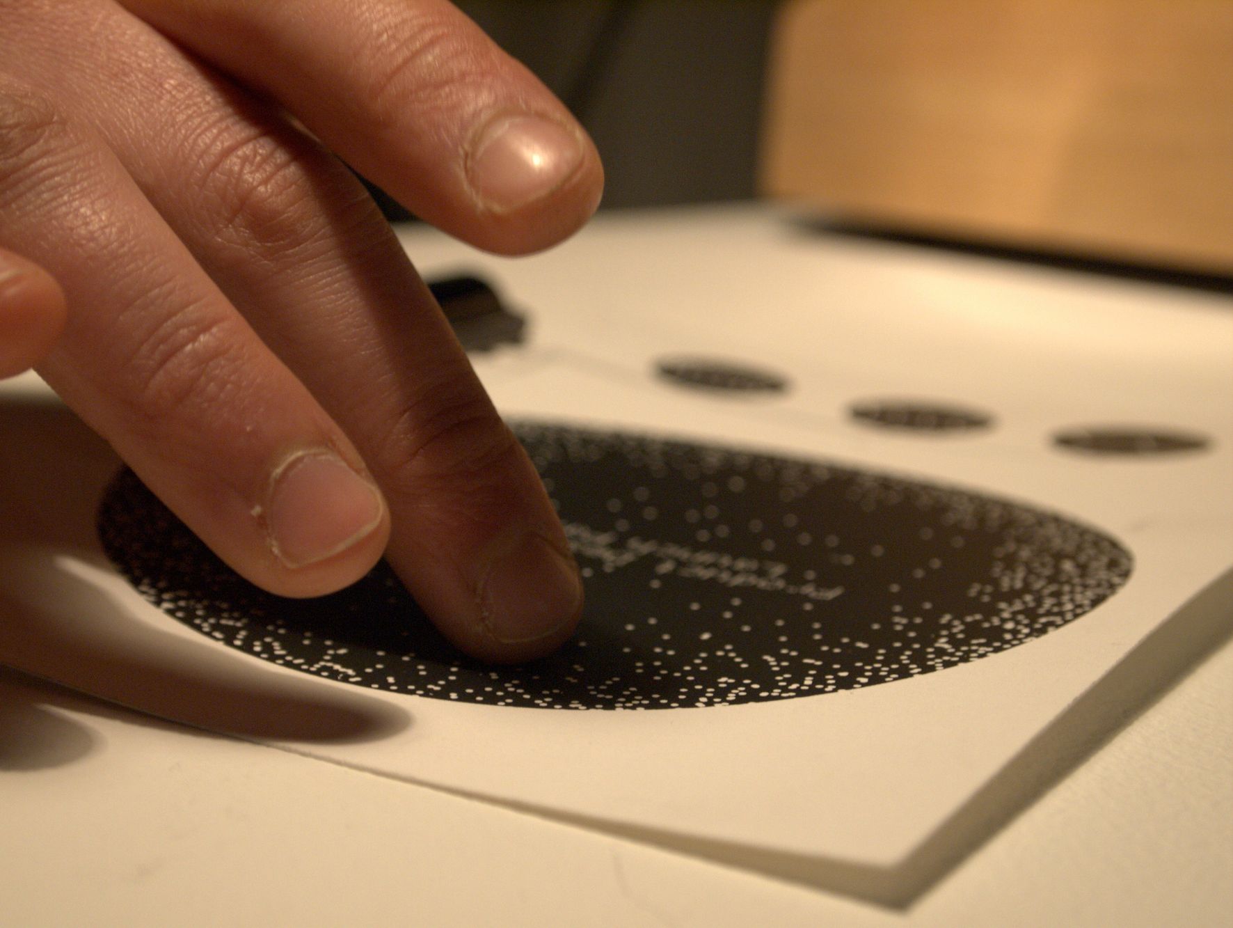 Paper Electronics: Make Interactive, Musical Artwork With Conductive ...