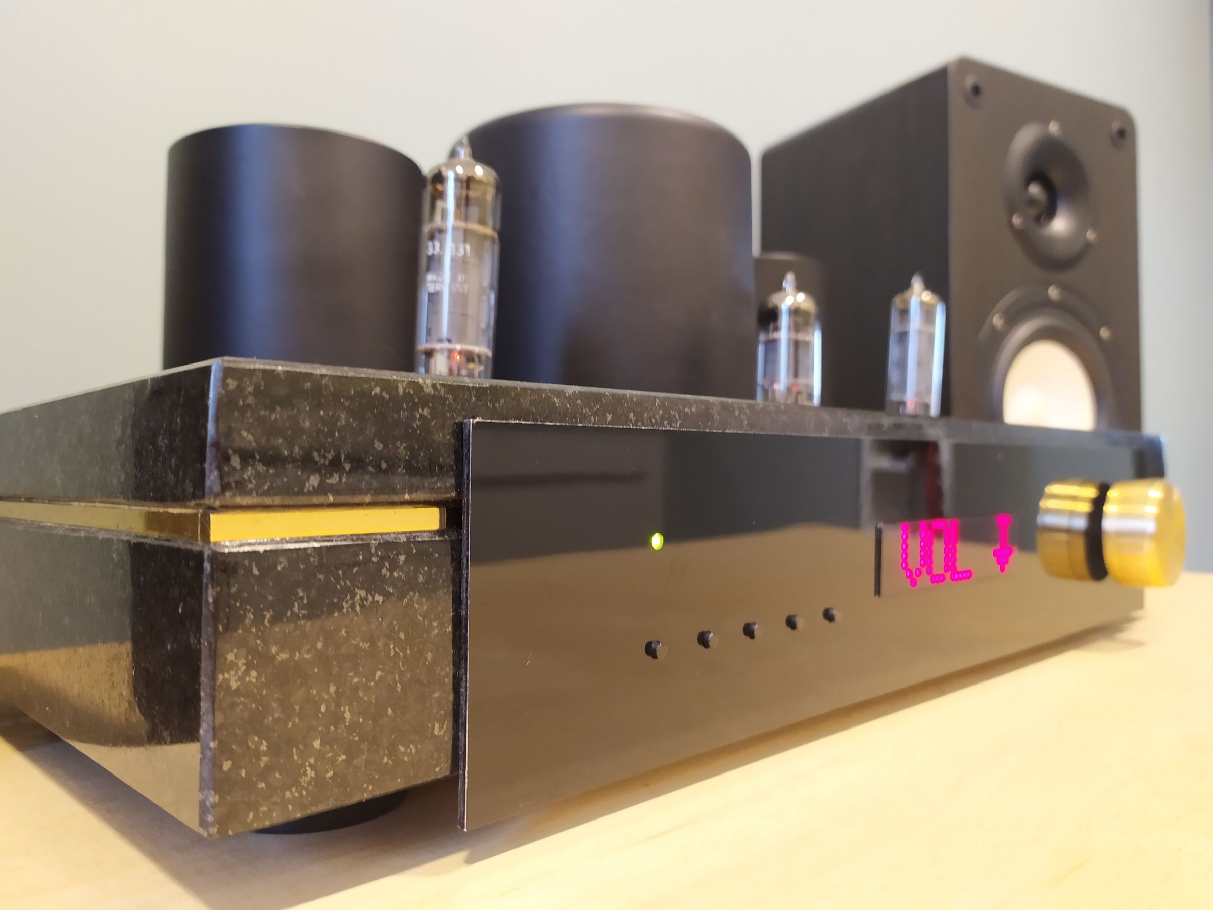 Classic Vacuum Tube Amplifier : 5 Steps - Instructables