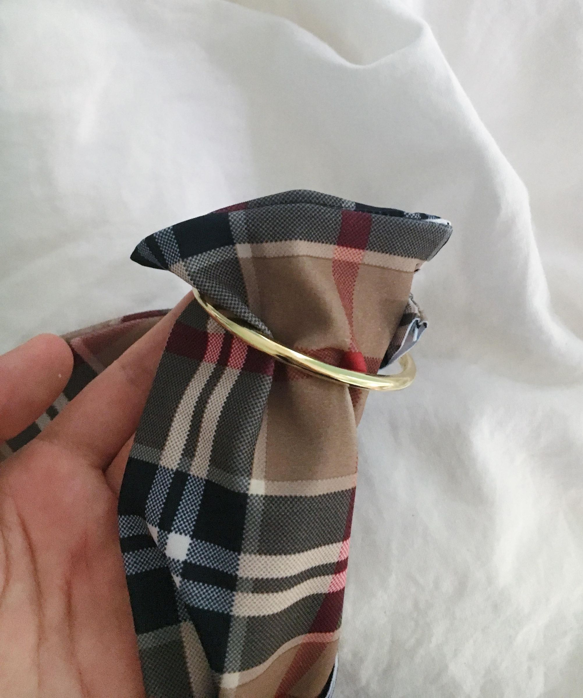 O-ring Halter Top : 5 Steps - Instructables