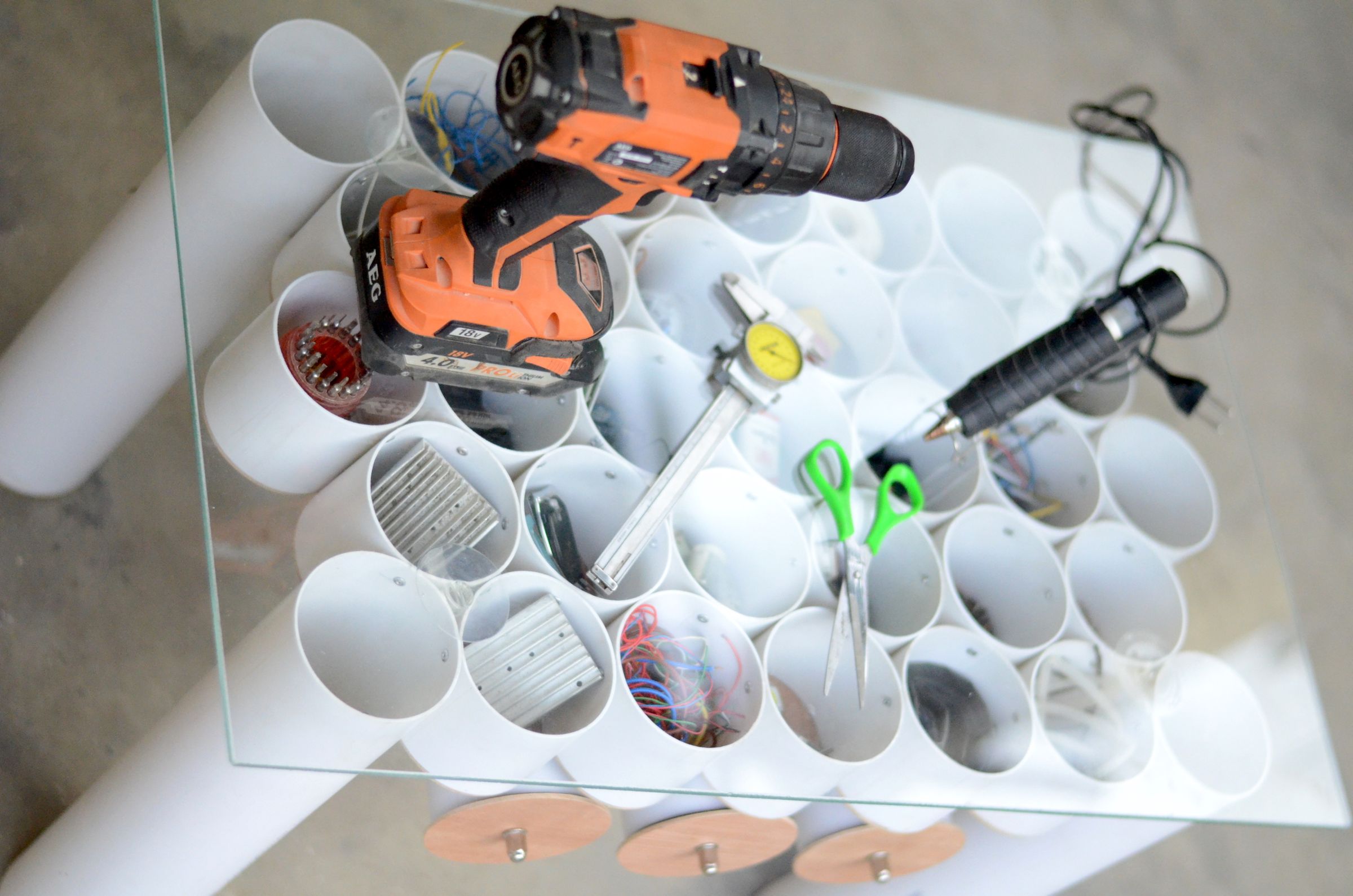 DIYers PVC Organizer Workbench/Table : 15 Steps (with Pictures ...