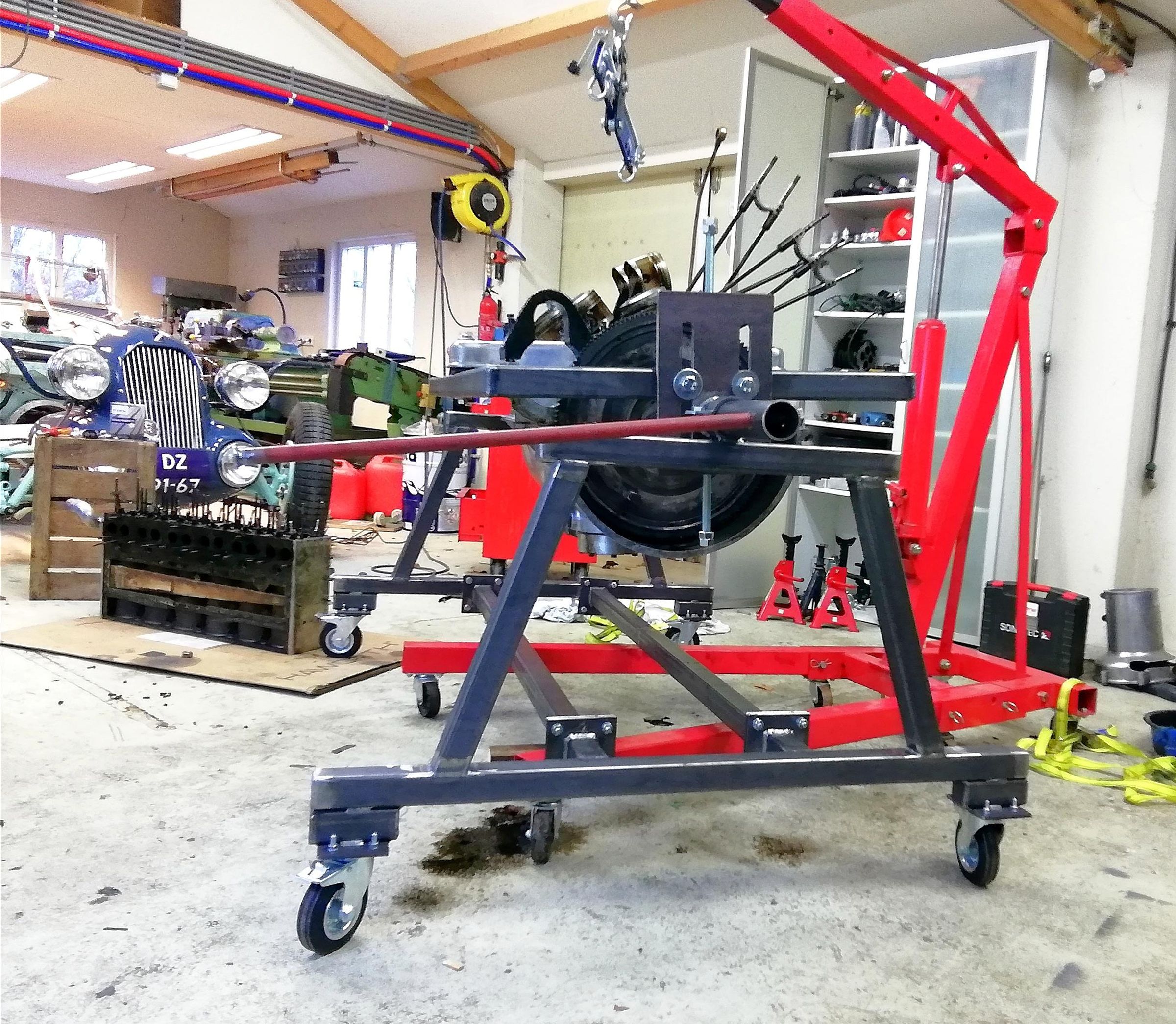 Engine Stand for 8 Liter Bentley Engine From 1928 : 16 Steps (with ...