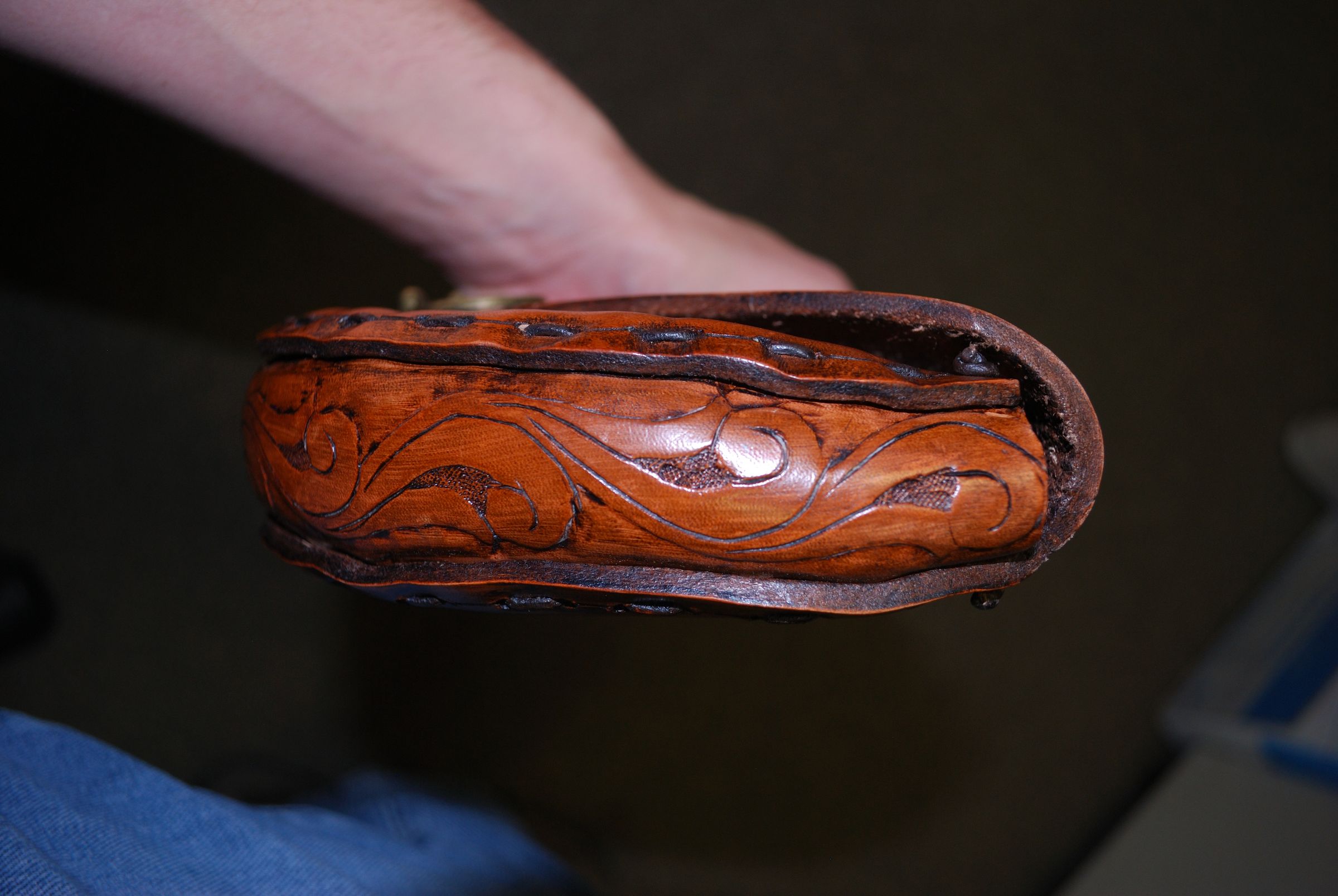 Medieval Leather Pouch : 4 Steps (with Pictures) - Instructables