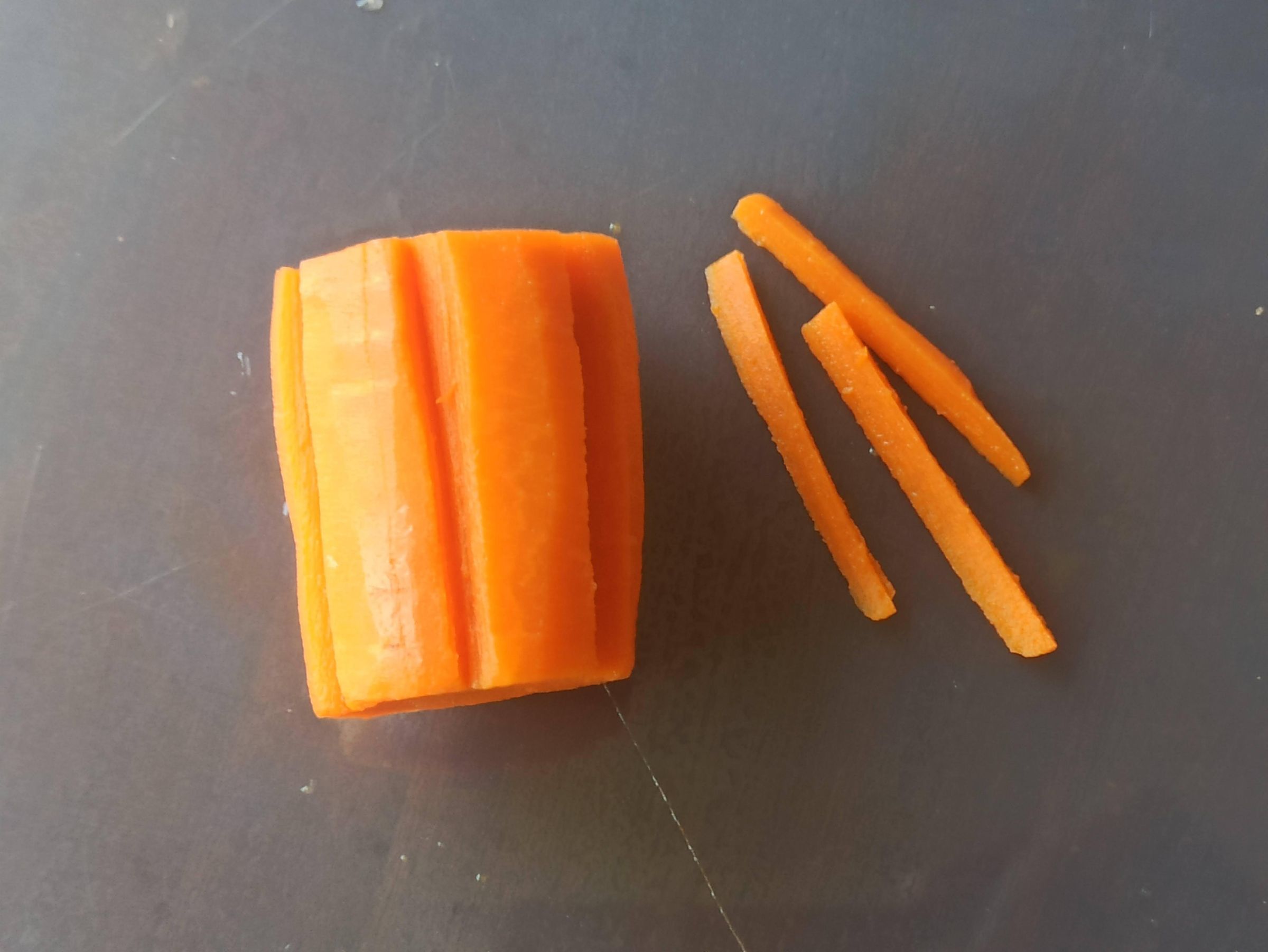 Carrot - Essential Cutting Skills : 11 Steps (with Pictures ...