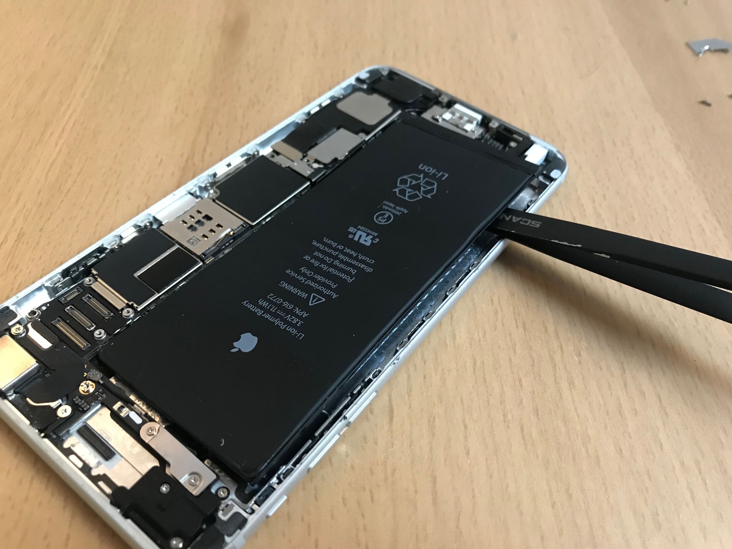 IPhone 6 Plus Battery Replacement: Guide to Replace the Internal ...