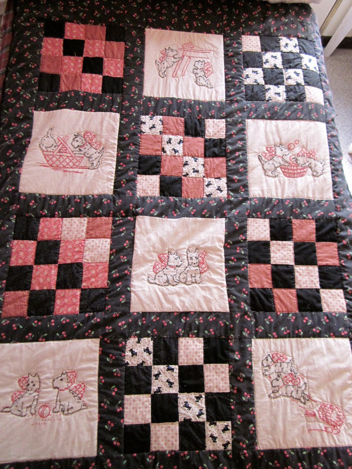 Embroidered and Pieced Quilt : 5 Steps - Instructables