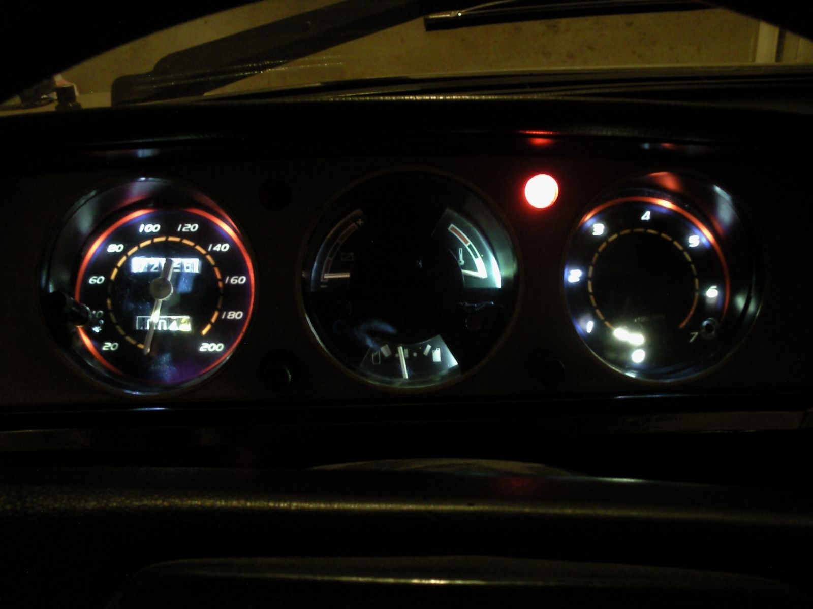 DIY LED Tachomter (RPM Gauge) : 4 Steps - Instructables