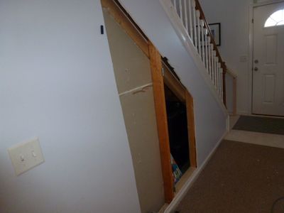 Hidden Room Under the Stairs : 11 Steps (with Pictures) - Instructables