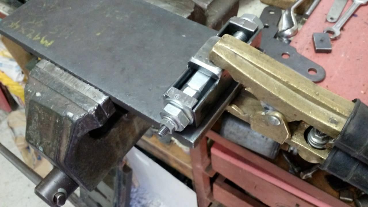 DIY Rivnut Tool : 3 Steps - Instructables